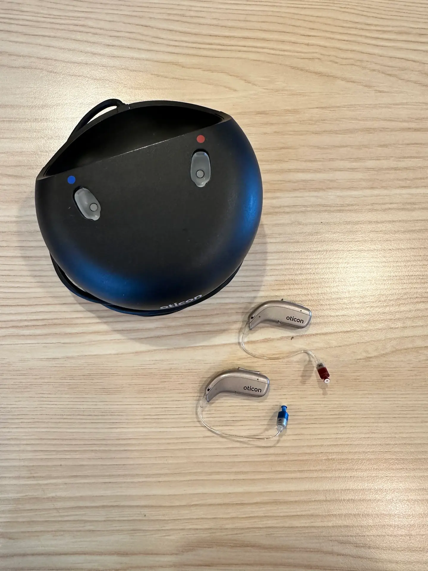Used Oticon More 2 miniRITE R Hearing Aids - Hears Hearing & Hearables